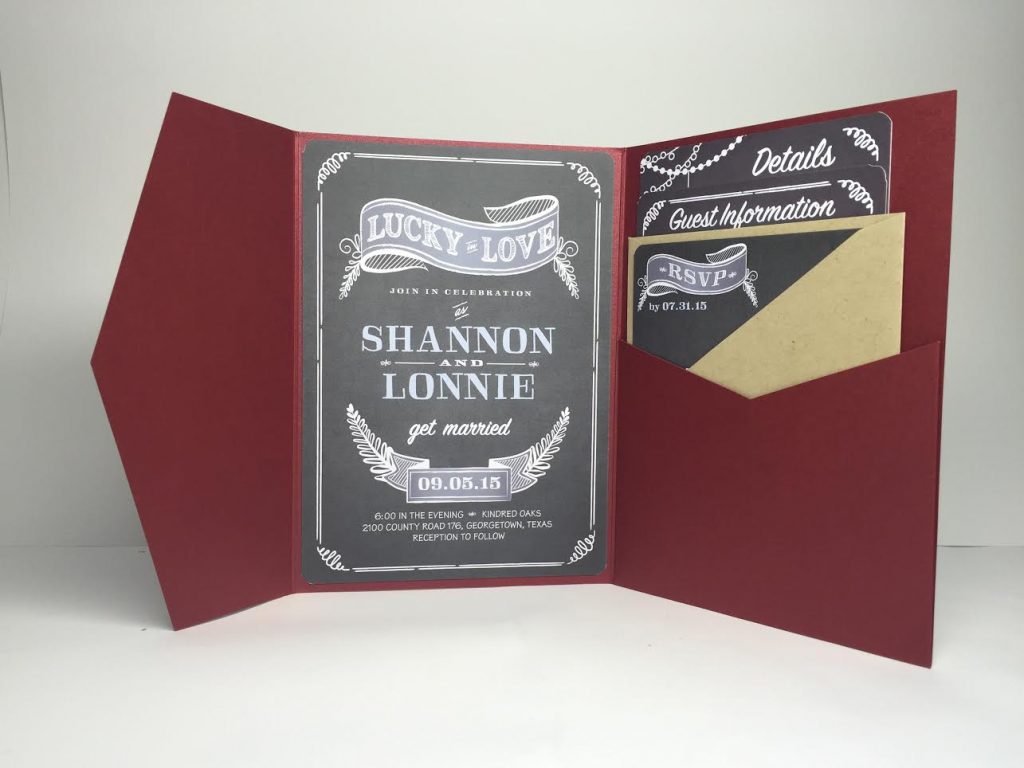 15 Cute Wedding Table Card Ideas | WeddingMix